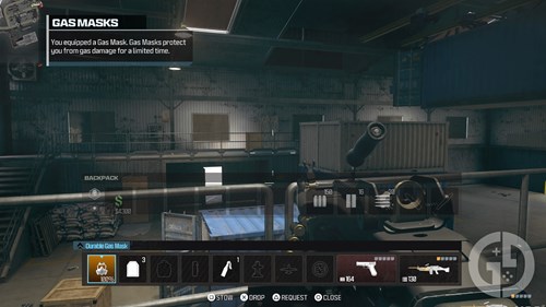 How to use & take off your gas mask in Warzone