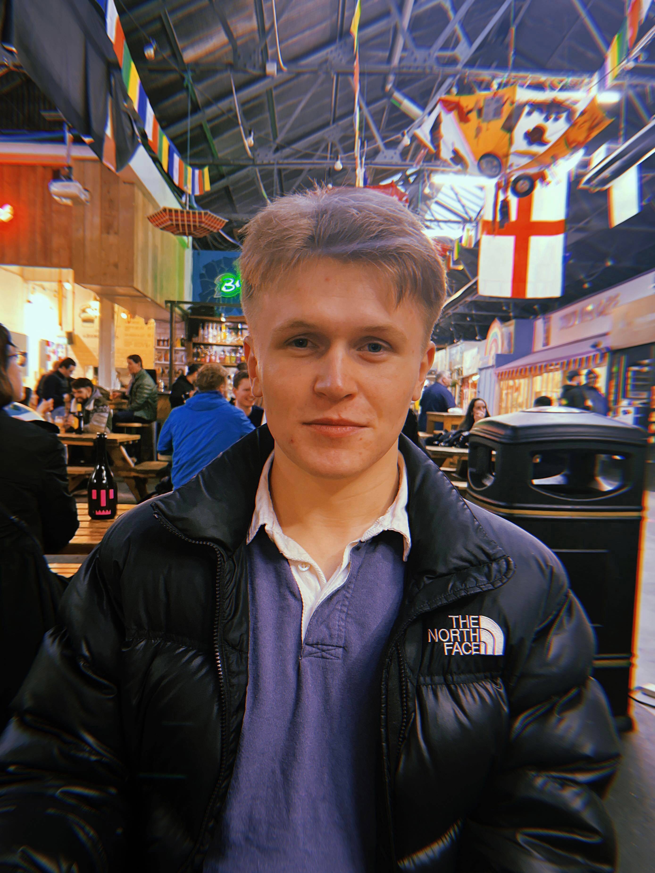 Where to find & how to use Biometric Scanners & Keycards in Warzone